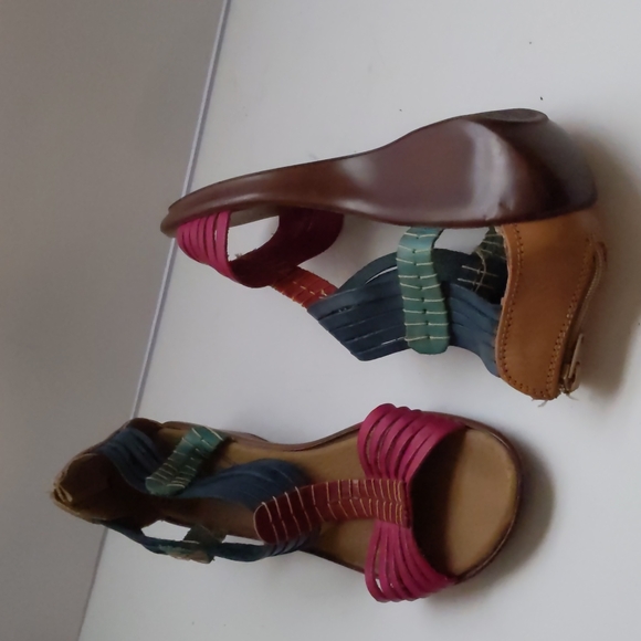 Giovanni D'Navarro | Shoes | Giovanni Dnavarro Colorblock Wedge Heel ...